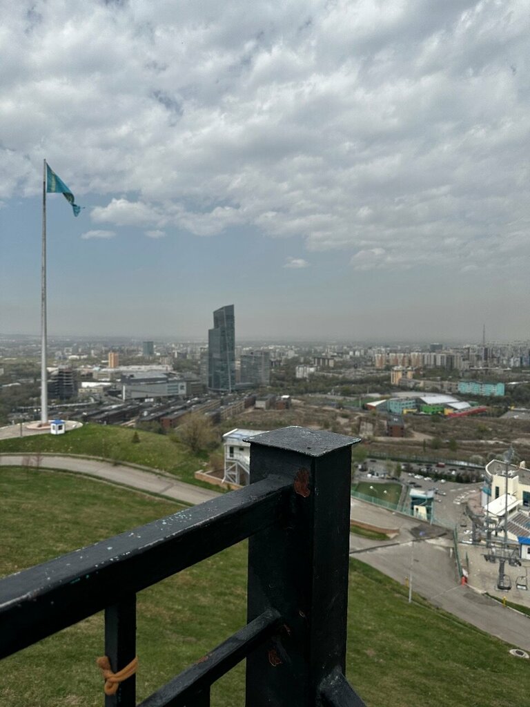 Konut blokları Sky Hills, Almatı, foto