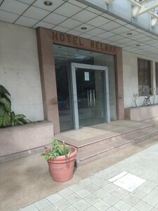 Hotel relaxe (Luanda, Rua António Bruto), otel  Loanda'dan