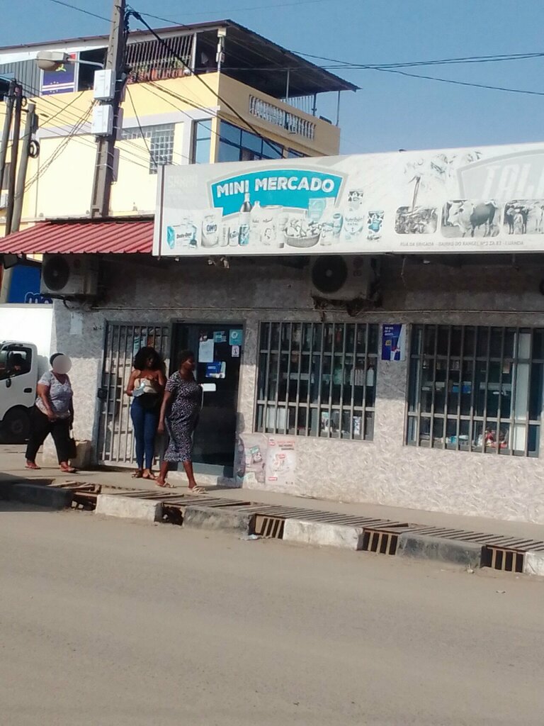Büyük mağazalar Mini mercado, Loanda, foto