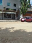 Eee paim's (Luanda Province, Municipality of Kilamba Kiaxi, Tecnotunel), peruk, kaynak, çıtçıtlı kaynak saç üreticileri  Loanda'dan
