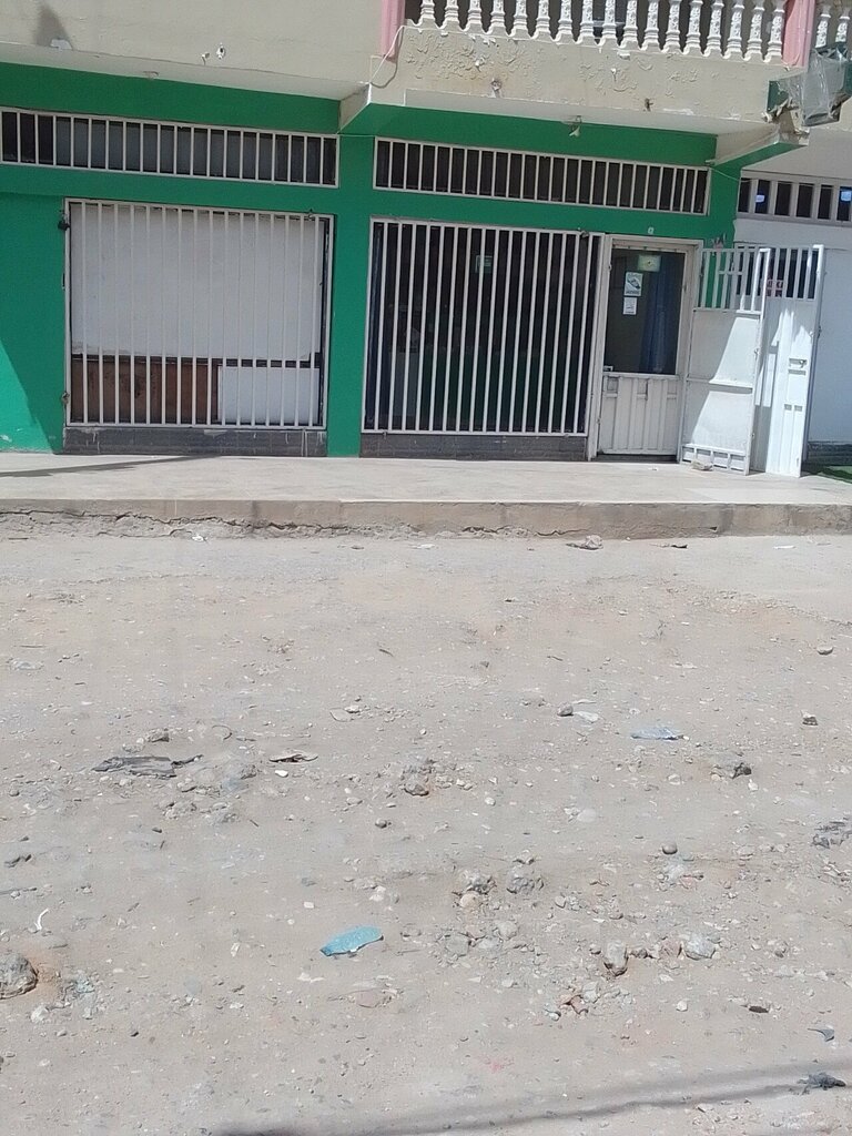 Eczaneler Farmácia, Loanda, foto