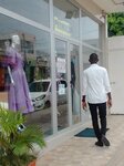 Boutique (Luanda, Rua do Kuquina), dış giyim mağazası  Loanda'dan