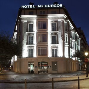 Ac Hotel Burgos (Paseo de la Isla No:7, Burgos), otel  Burgos'tan