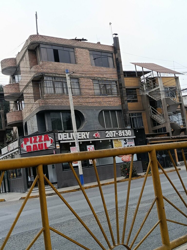 Pizzacılar Pizza Raul, Lima, foto