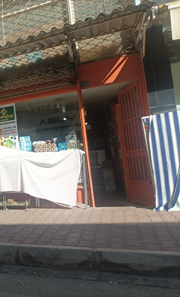 Züccaciye mağazaları Menteşbey, Antalya, foto