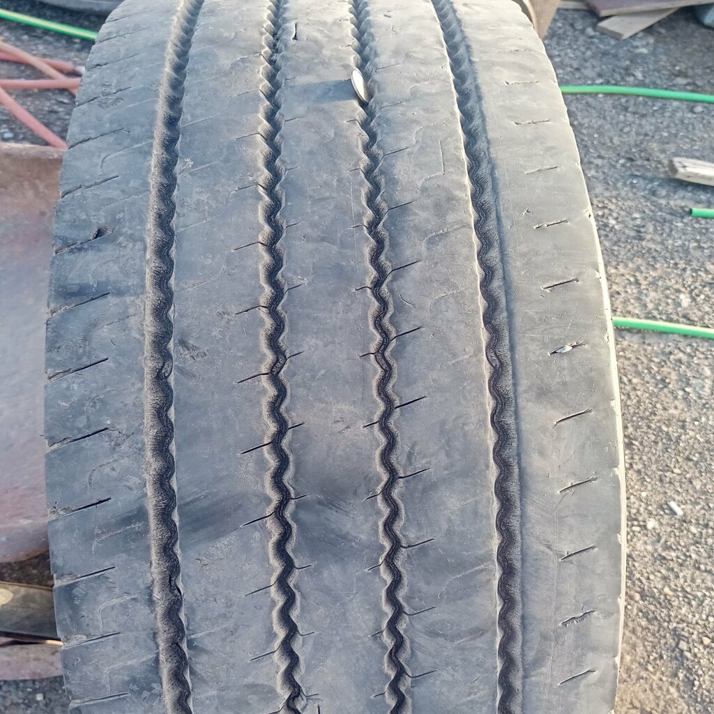 Oto lastik tamiri Грузовой шиномонтаж, Karaçay‑Çerkez Cumhuriyeti, foto