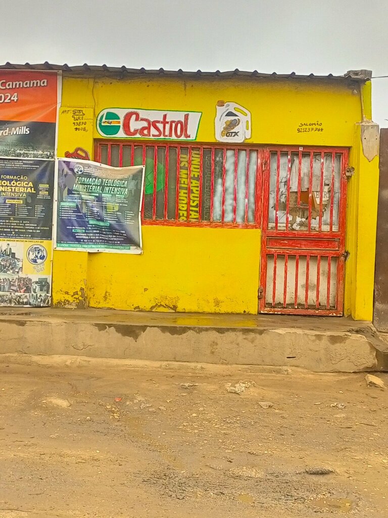 Yağlama ürünleri Lubrificante Castrol, Loanda, foto