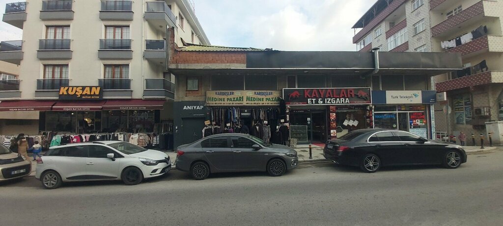 Giyim mağazası Kardeşler medine pazarı, İstanbul, foto