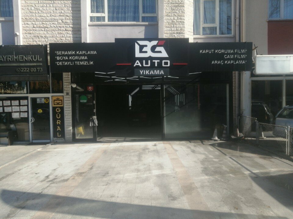 Otomobil satış galerileri Emek Oto, Ankara, foto