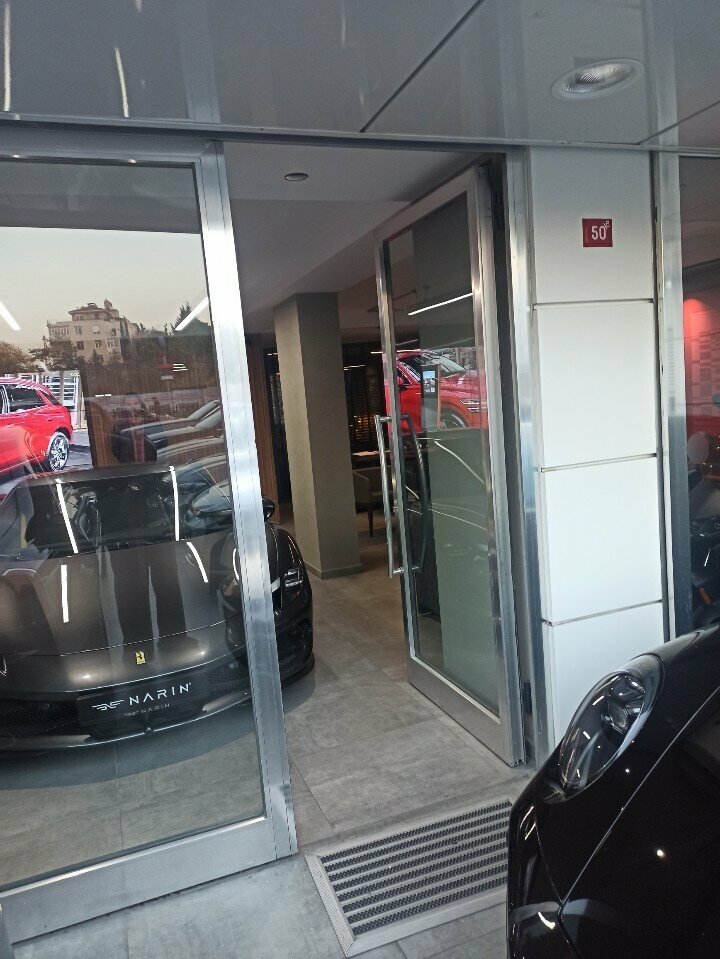 Otomobil satış galerileri Narin Motorlu Araçlar, İstanbul, foto