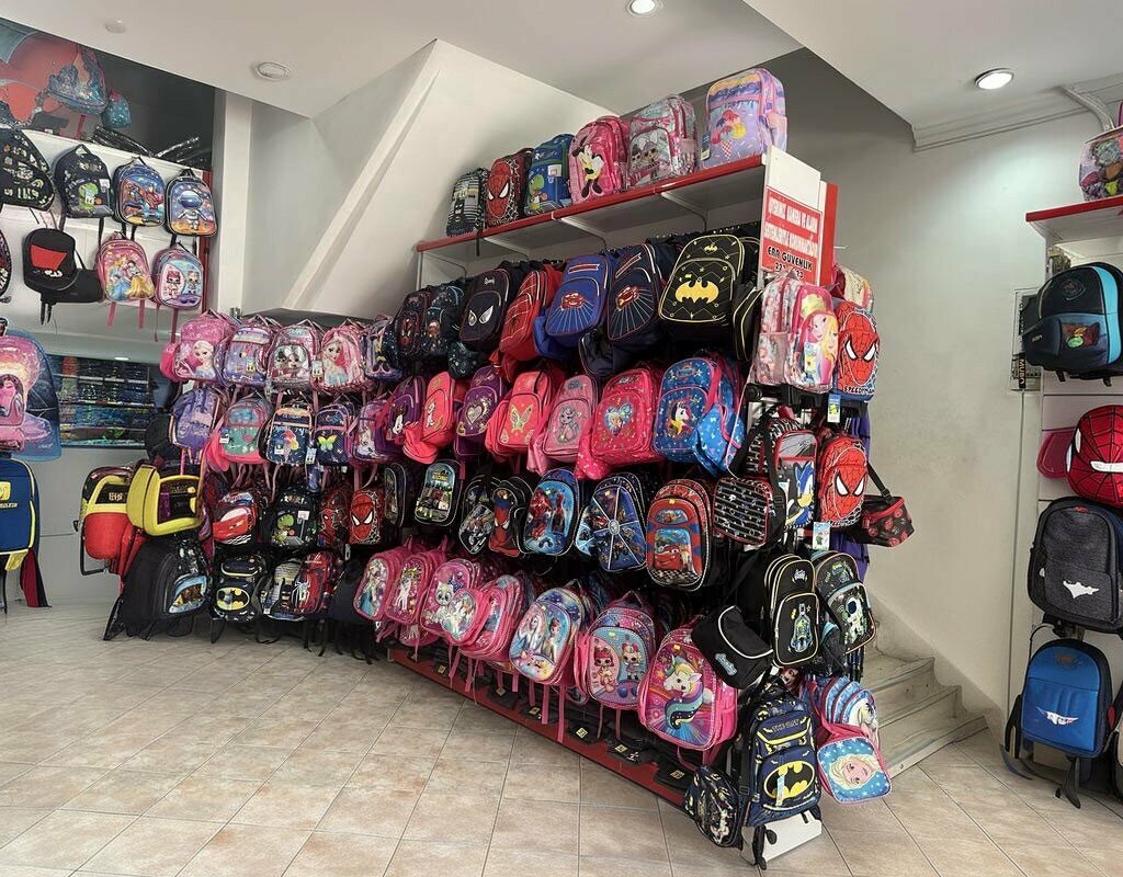 Kırtasiyeler Yörükoglu Okul Kıyafetleri Konfeksiyon, Kütahya, foto