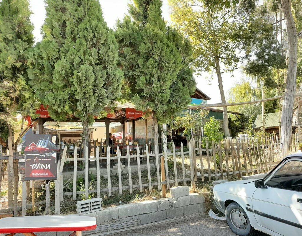 Kafe Yörükoğlu Etliekmek ve Canlı Balık, Konya, foto