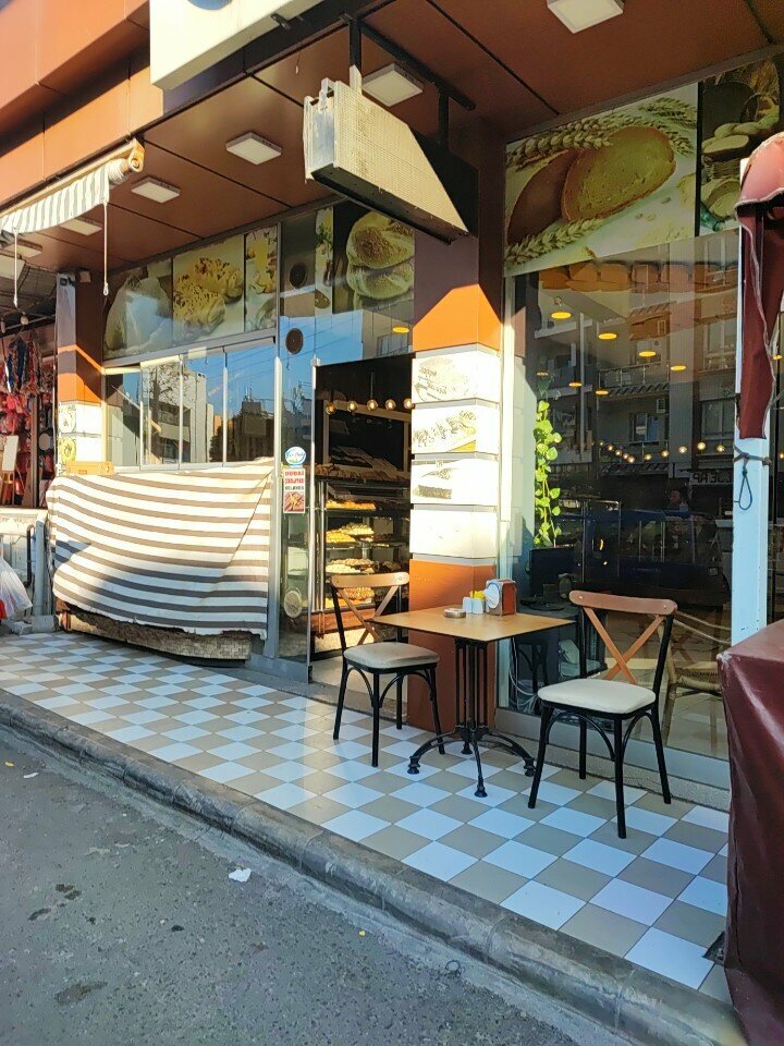 Ekmek fırını Acarlar Unlu Mamüller, İzmir, foto