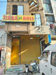 Tikka N Roll Commercial Market (Province of Punjab, Rawalpindi, Satellite Town, B-Block, Abdul Ghafoor Barlas Road), hazır gıda satan yerler  Rawalpindi'den