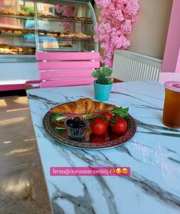 Pink Kitchen Saray (Tekirdağ, Saray, Cumhuriyet Cad., 32), pasta, şekerleme ve tatlı  Saray'dan