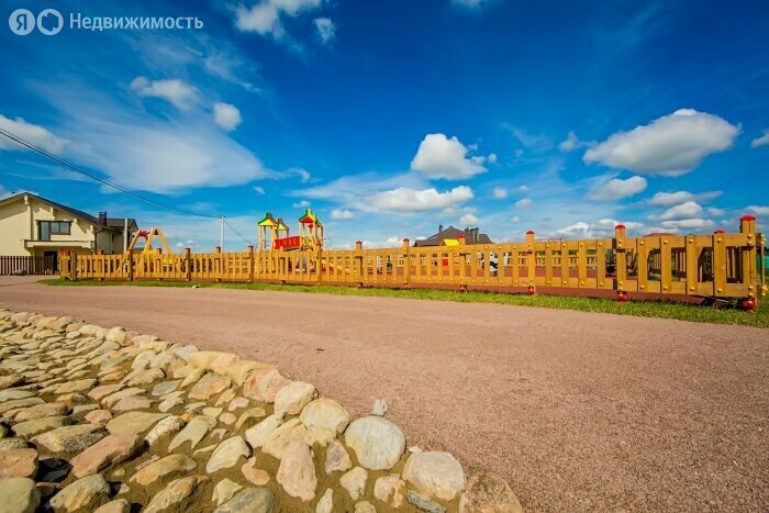 Yazlık yerleşim Охтинское раздолье, Saint‑Petersburg ve Leningradskaya oblastı, foto