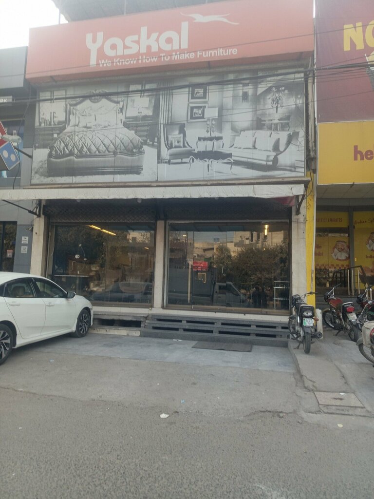Mobilya mağazaları Yashal Furniture, Lahor, foto