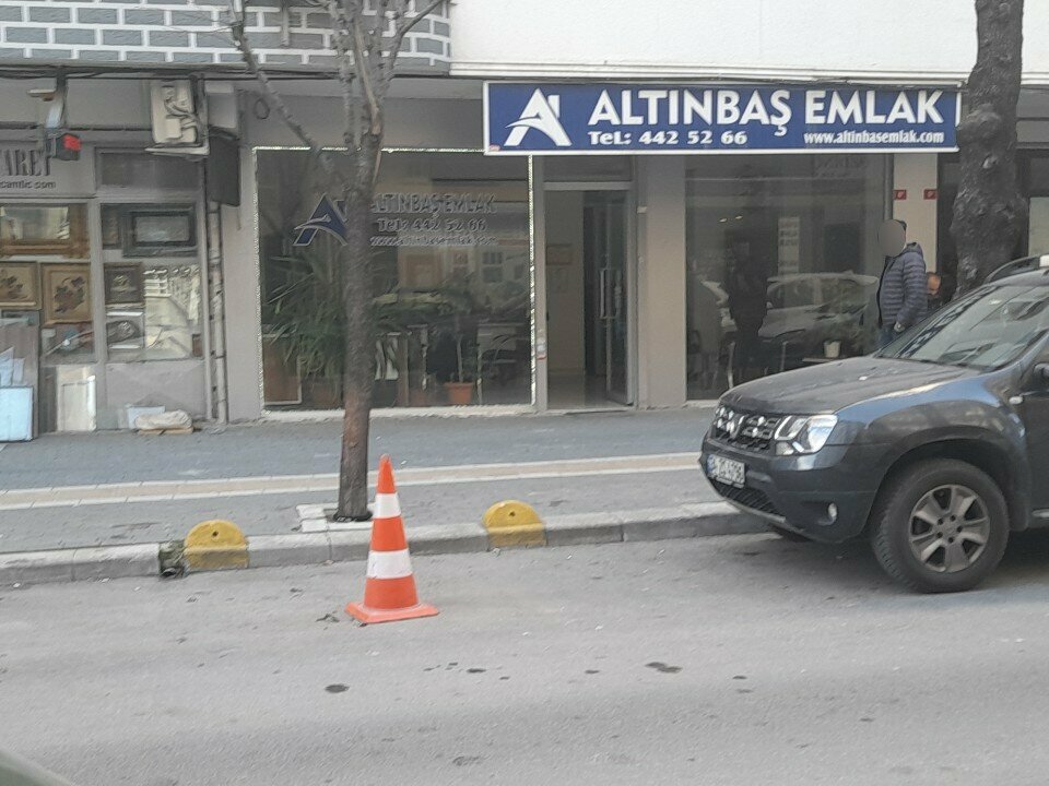 Emlak ofisi Altınbaş Emlak, İstanbul, foto