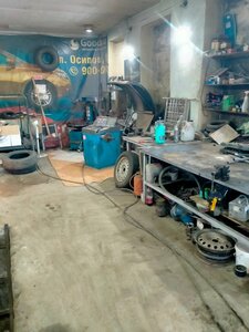 СТО (Volzhskaya ulitsa No:17, selo Luganskoye), otomobil servisi  Saratovskaya oblastından