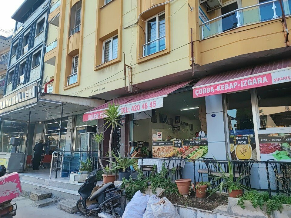 Kafe Güler Pide, İzmir, foto