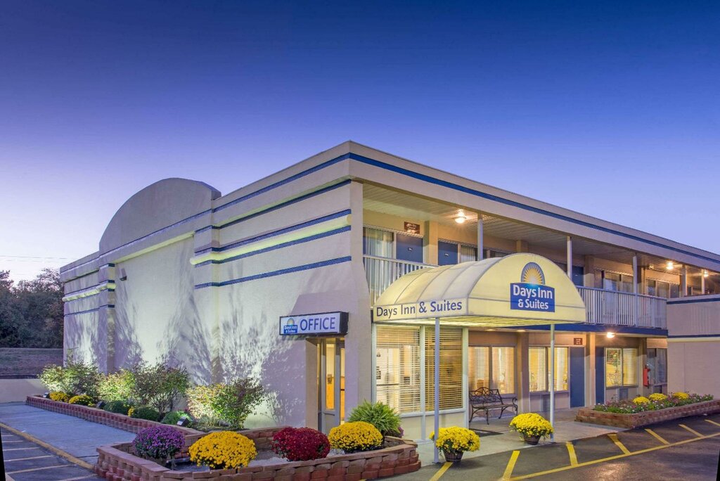 Otel Days Inn & Suites by Wyndham Dayton North, Ohio Eyaleti, foto