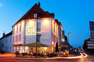 Hotel de la Cloche (Bourgogne-Franche-Comté, Jura, Dole, Avenue du Général Eisenhower), otel  Dole'den