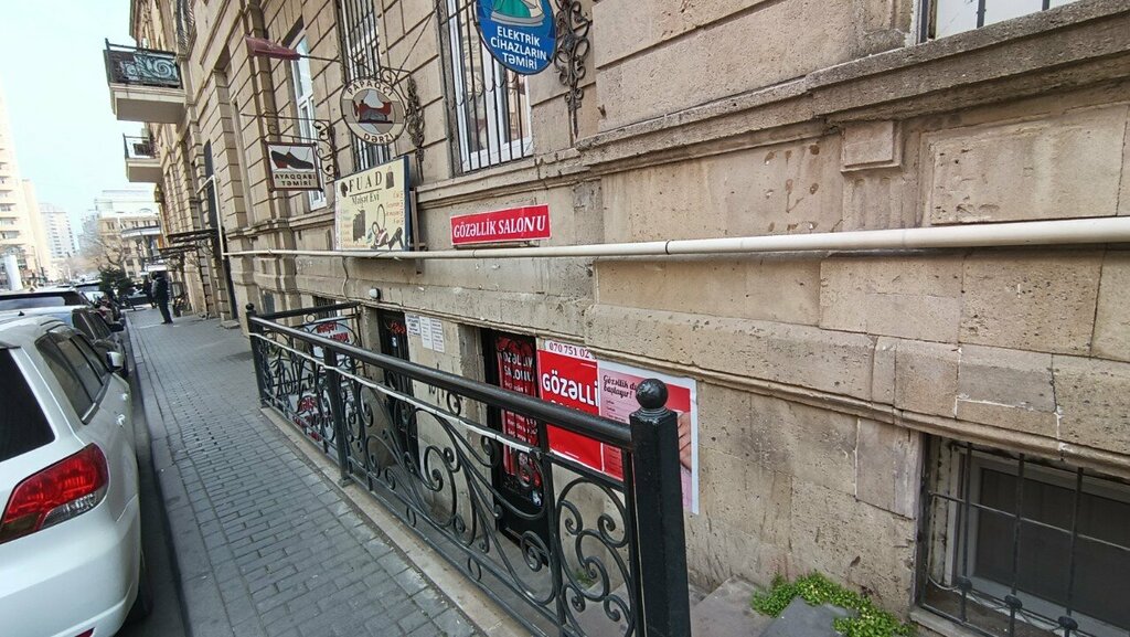 Giyim mağazası Fuad, Bakü, foto
