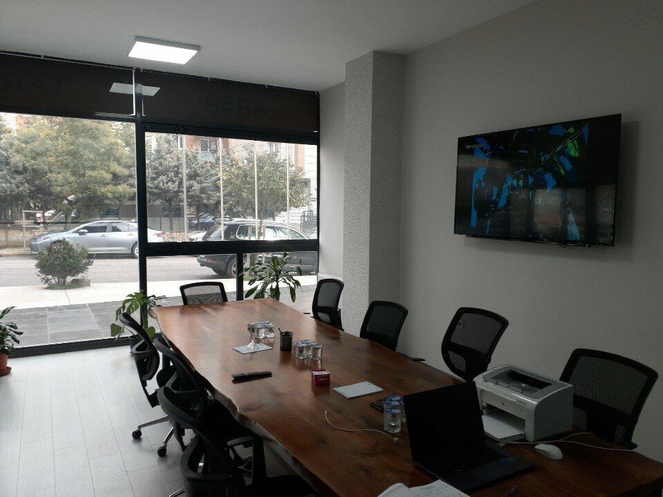 Emlak ofisi Selçuk Emlak Epd Group, İstanbul, foto