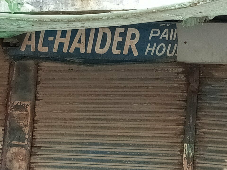 Oto kaporta Al Haider, Karaçi, foto