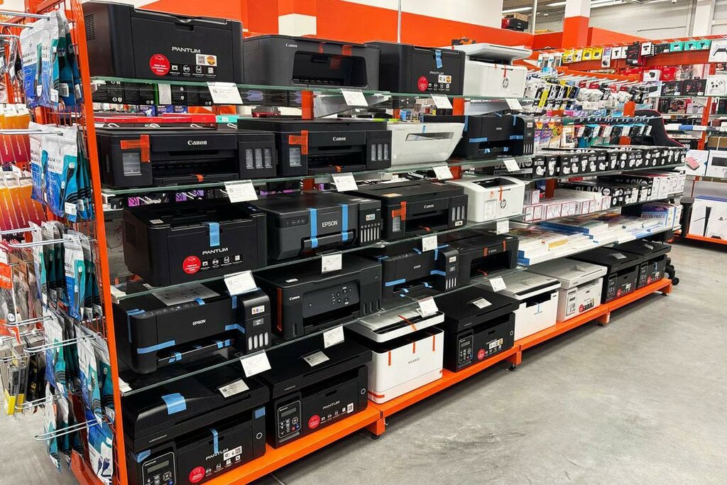 Elektronik eşya mağazaları DNS, Permski krayı, foto