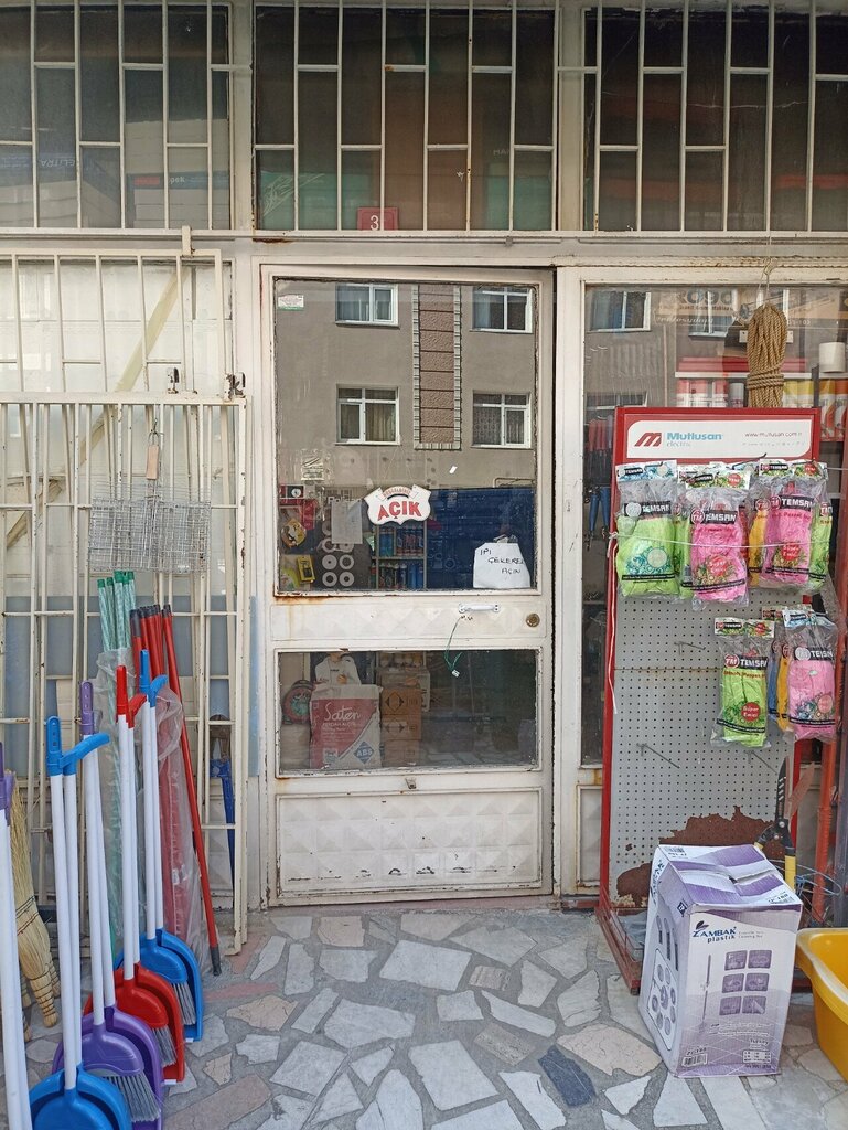 Yapı mağazası Özge Hırdavat Yapı Malzemeleri, İstanbul, foto