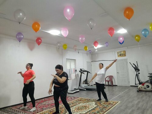 Fitness kulüpleri Po'latdek Sog'lom Mexr Ayollar Fitnes Klubi, Elmalık, foto