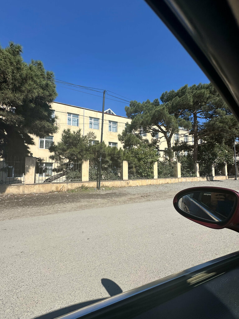 Ortaokul Səməd Vurğun adına Təzəkənd tam orta məktəb, Şemkir Rayonu, foto