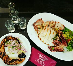 Αθιβολή (Central Macedonia, Thessaloniki), restoran  Selanik'ten (Thessaloniki'den)