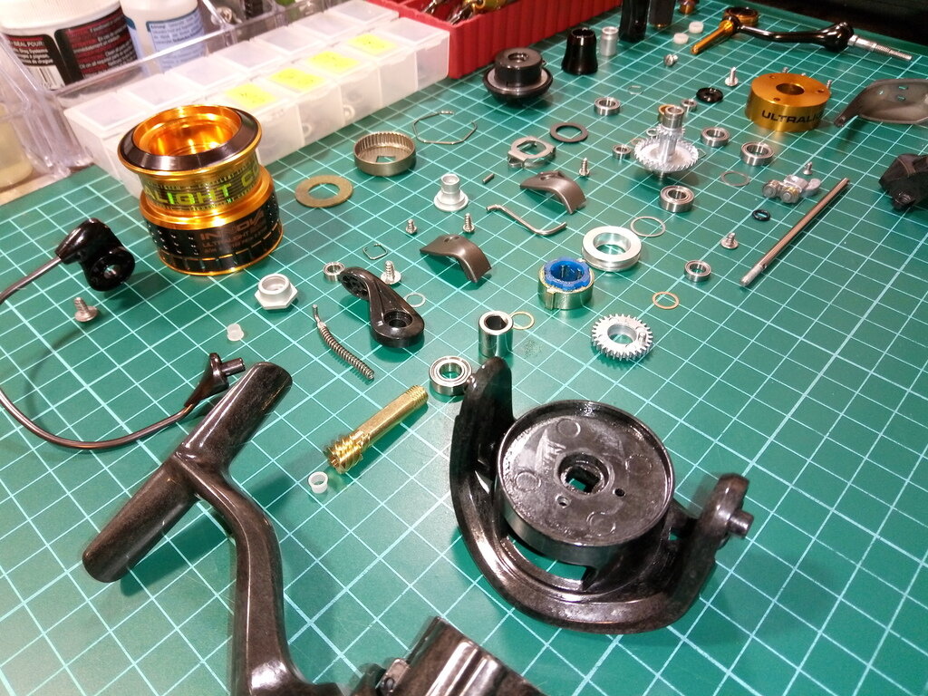 Balıkçılık ürünleri tamiri Shimano, Daiwa, AbuGarcia Reparation Center, Moskova, foto