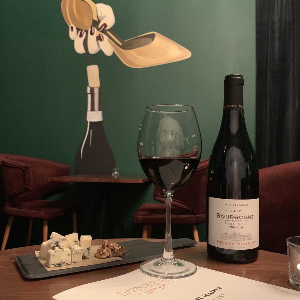 Bar Winefine Bar, Saint‑Petersburg, foto