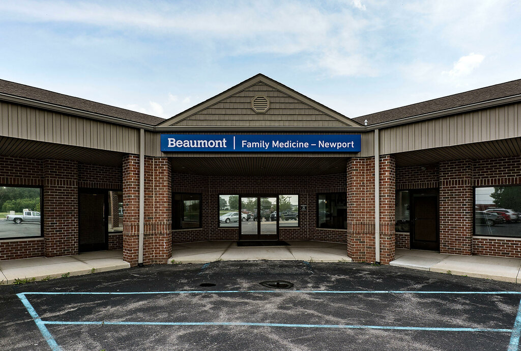 Tıp merkezleri ve klinikler Beaumont Family Medicine - Newport, Michigan Eyaleti, foto