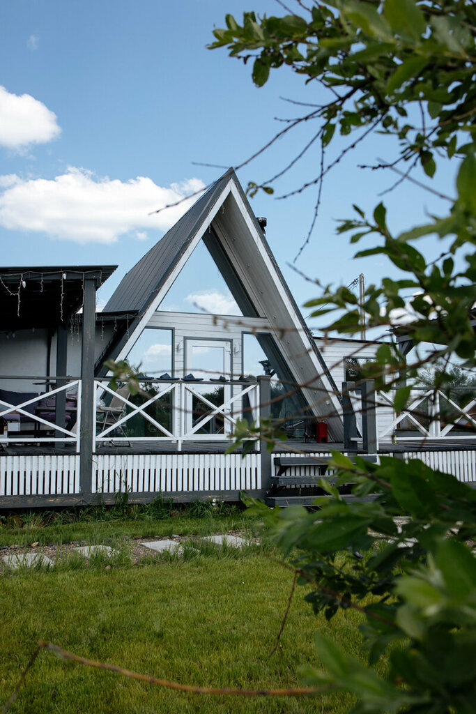 Resort oteller, tesisler Dom u pruda, Krasnoyarski krayı, foto