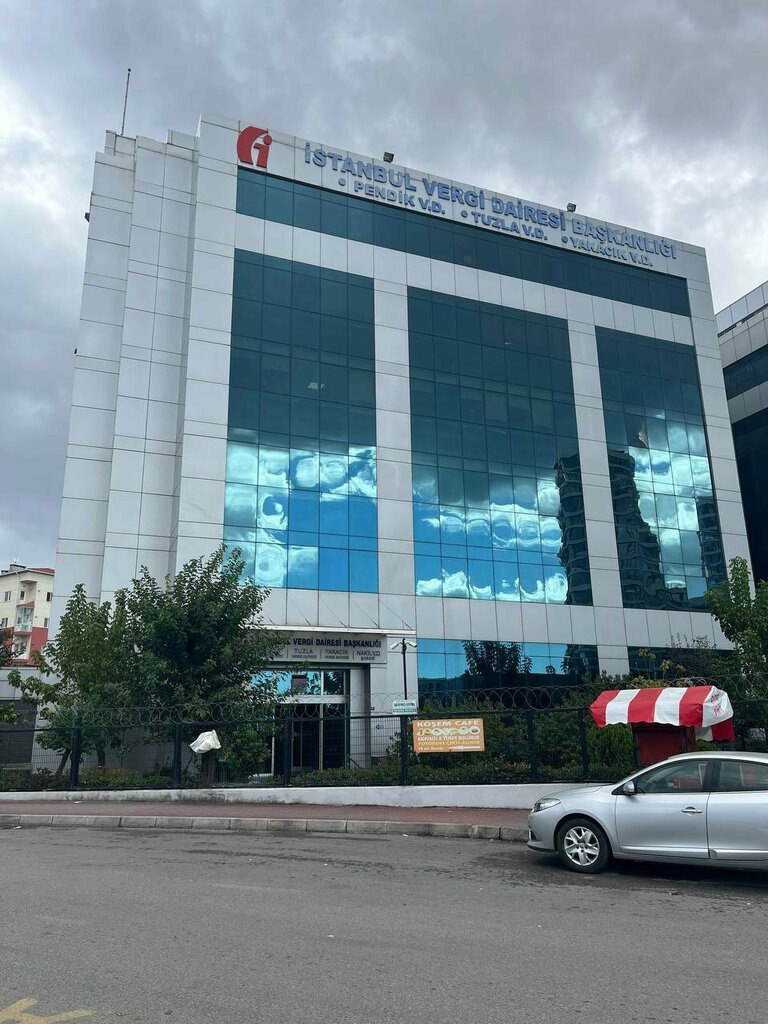 Vergi daireleri Pendik Vergi Dairesi, İstanbul, foto