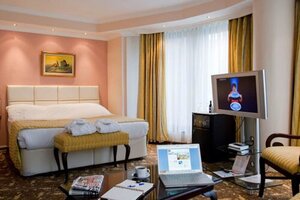 Best Western Hotel 2000 (Ankara, Çankaya, Bestekar Cad., 29A), otel  Ankara'dan