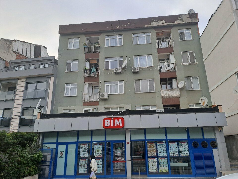 Emlak ofisi Özlem Emlak, İstanbul, foto