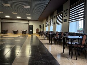 Kafe Shokolad (Sovetskaya ulitsa No:1А), kafe  Kurlovo'dan