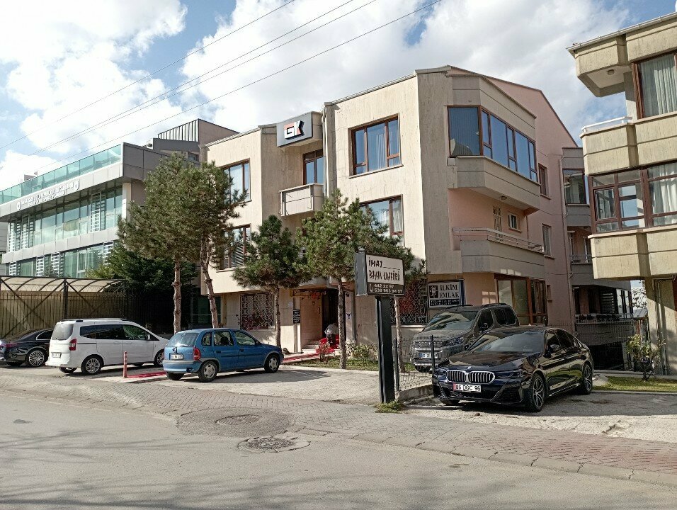 Sivil toplum kuruluşları Gökkuşağı Üniversite Evleri Kooperatifi, Ankara, foto