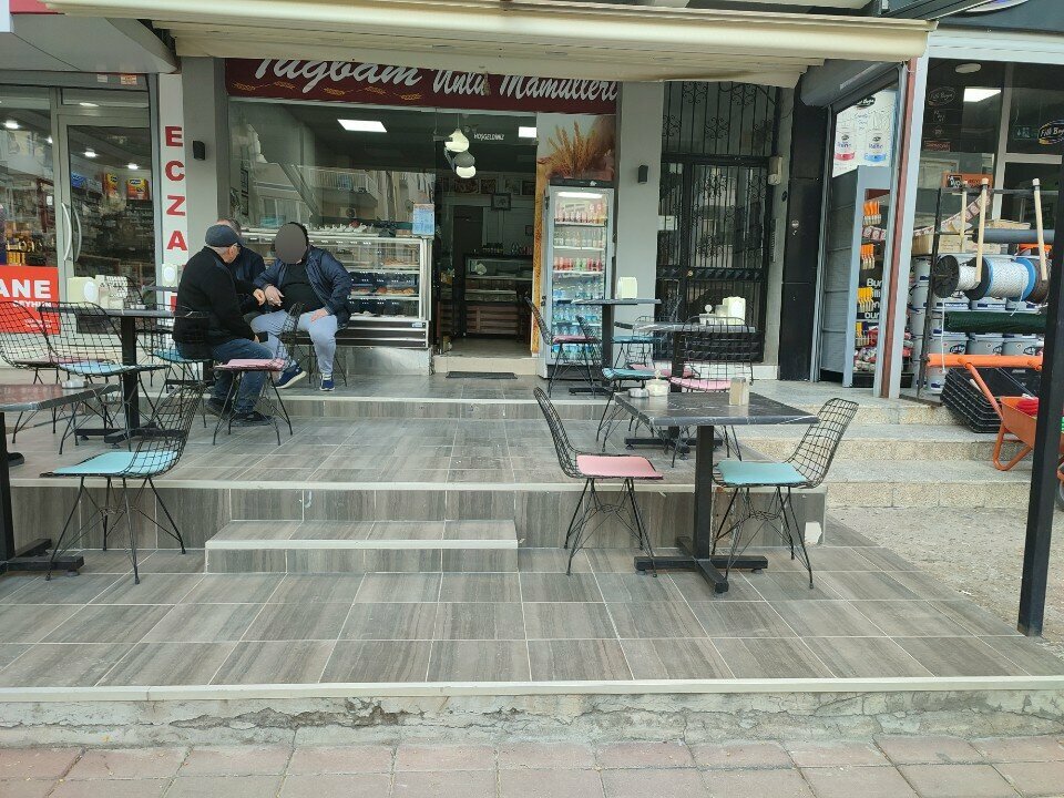 Ekmek fırını Tuğbam Unlu Mamülleri, İzmir, foto