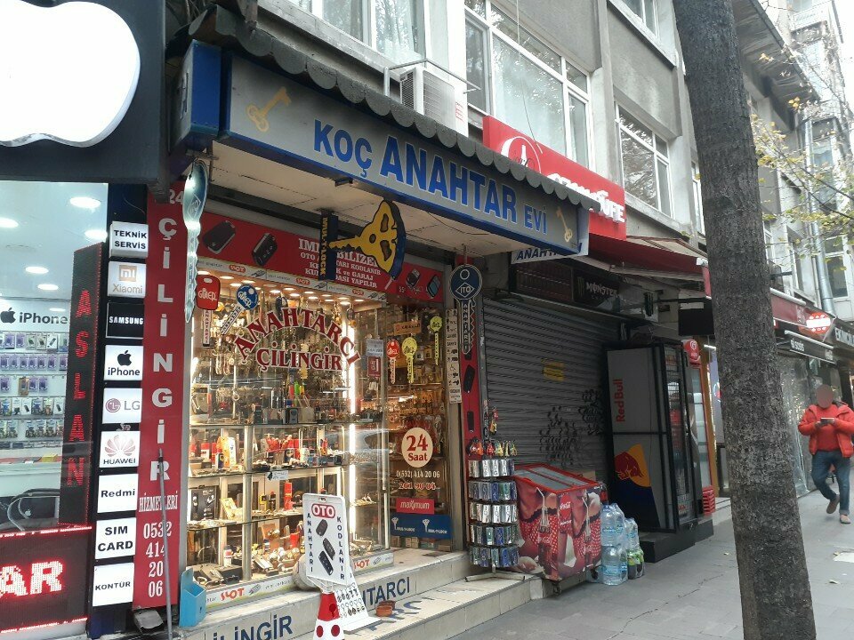 Metal eşya tamircileri Koç Anahtar Evi, İstanbul, foto