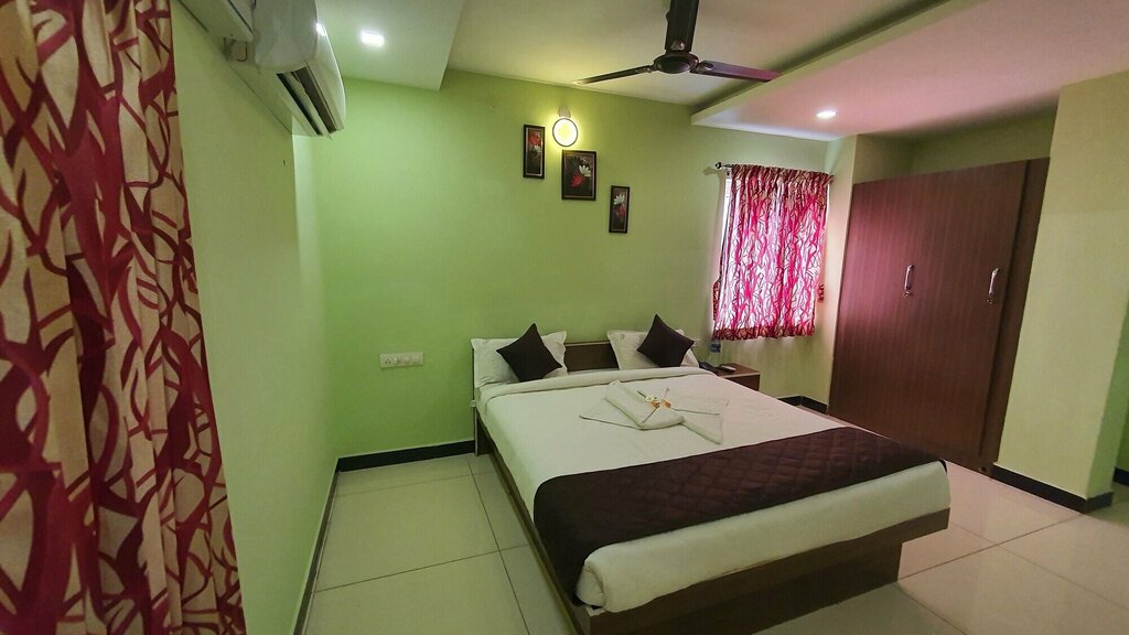 Otel Jr Guest Home, Koyamutthur, foto