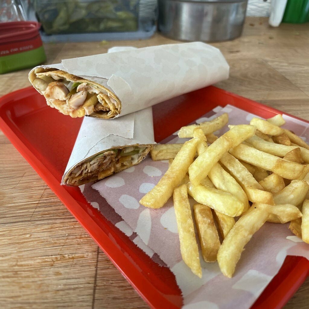 Restoran Enfest Food & Döner, Bucak, foto