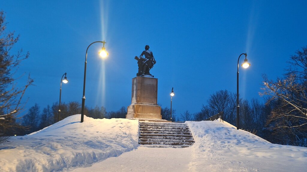 Anıt, heykel Пётр I, Vyborg, foto