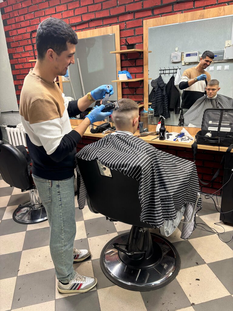 Kuaförler Barber Сердар, Kursk, foto