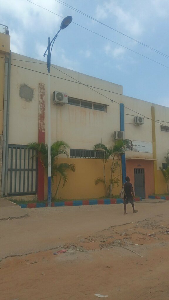 Özel okul Complexo Escolar Privado Inovador, Loanda, foto